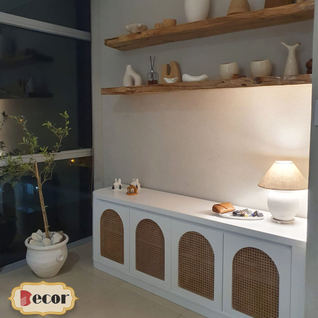 Mueble especial, a medida, con detalle de esterilla en puertas – Decor Muebles